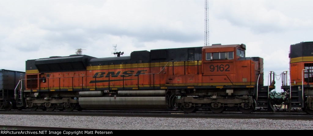 BNSF 9162